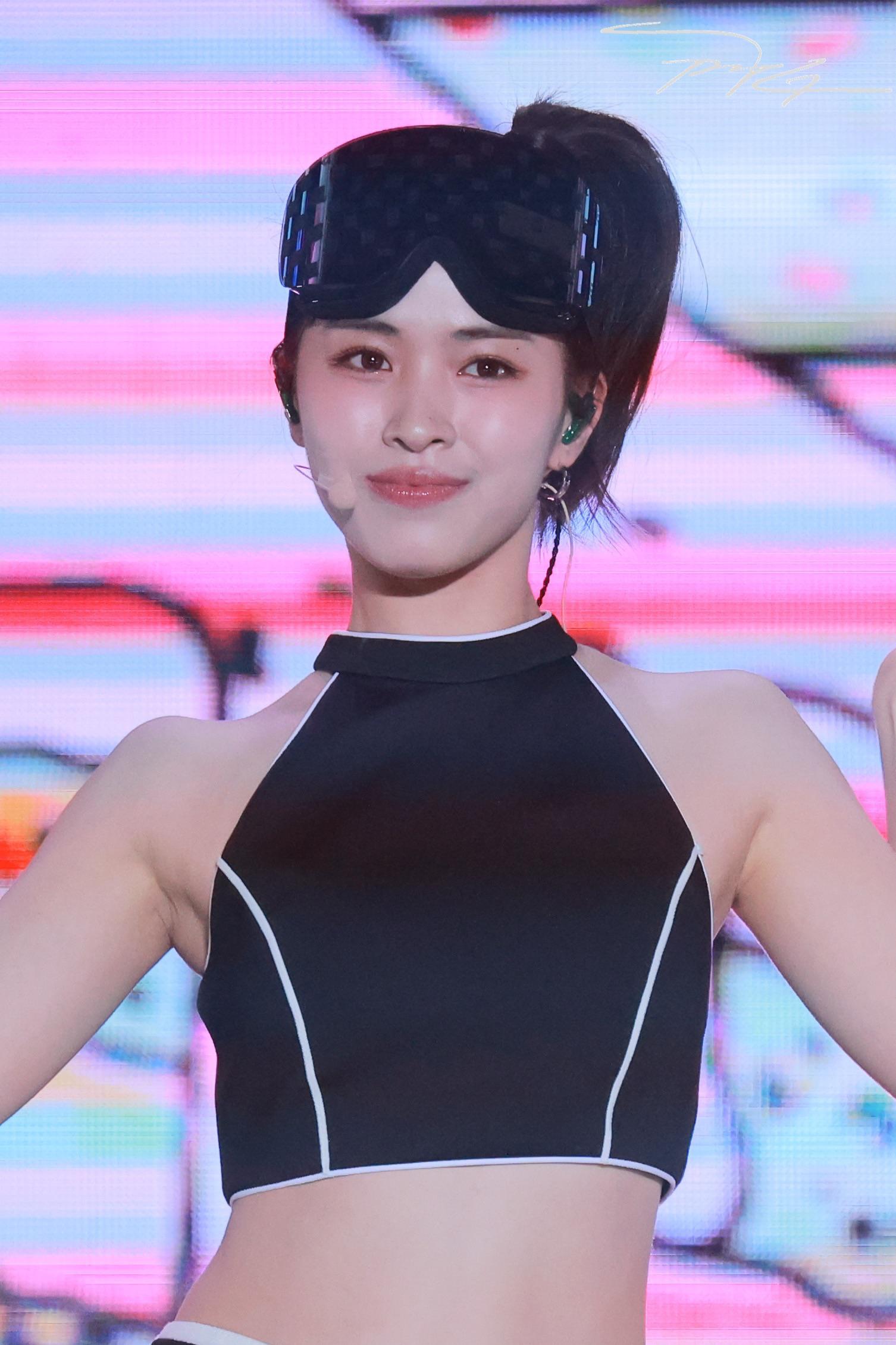 Itzy Ryujin Armpit Folds Kpop Nsfw