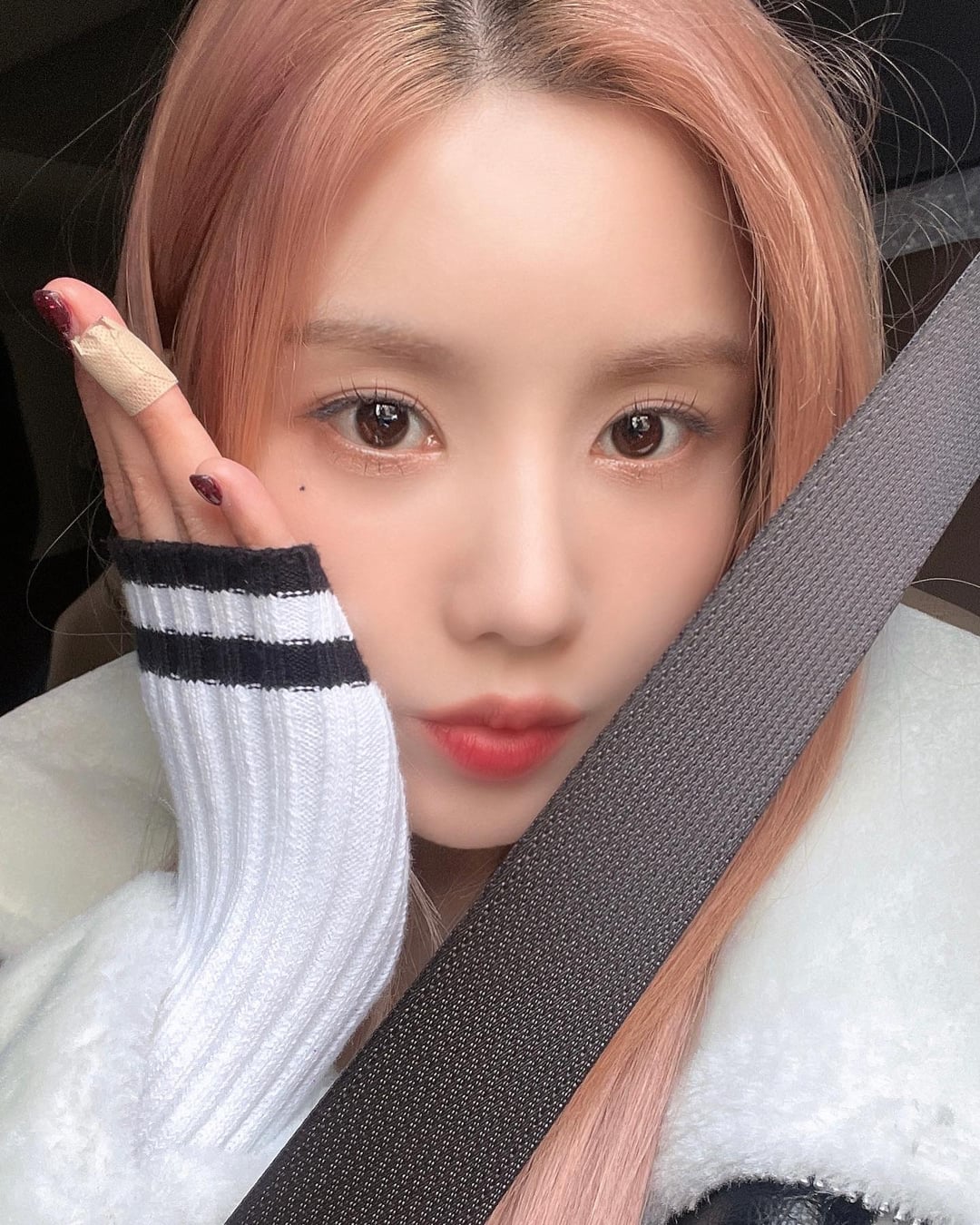 230131 Eunbi Official Instagram Update - KPOP NSFW