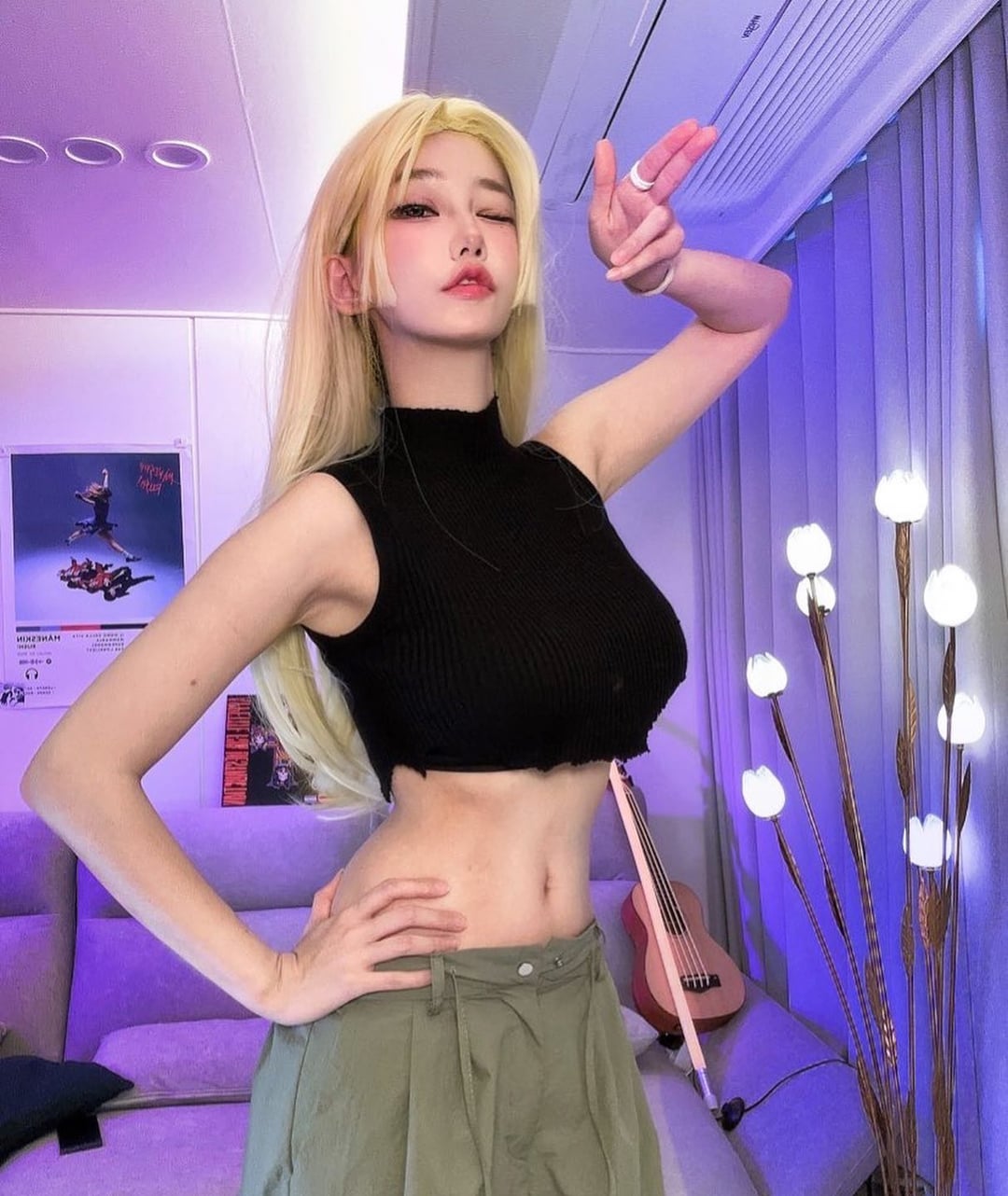 QWER - MAGENTA - KPOP NSFW