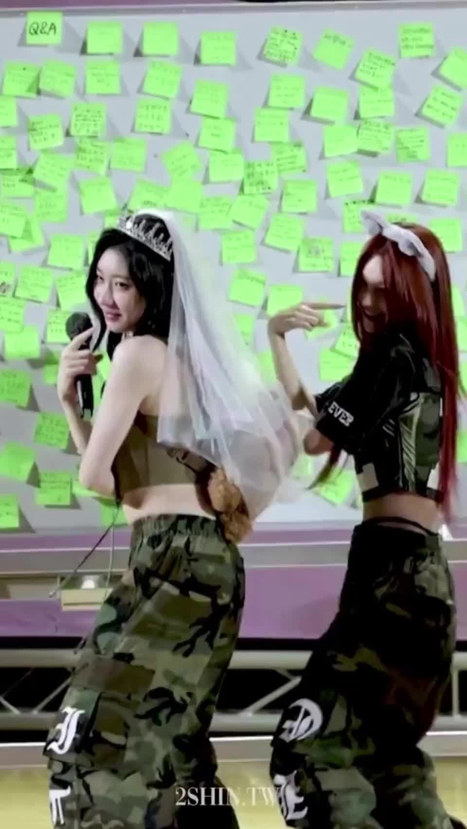 ITZY – Yeji, Chaeryeong, Ryujin, Yuna – KPOP NSFW