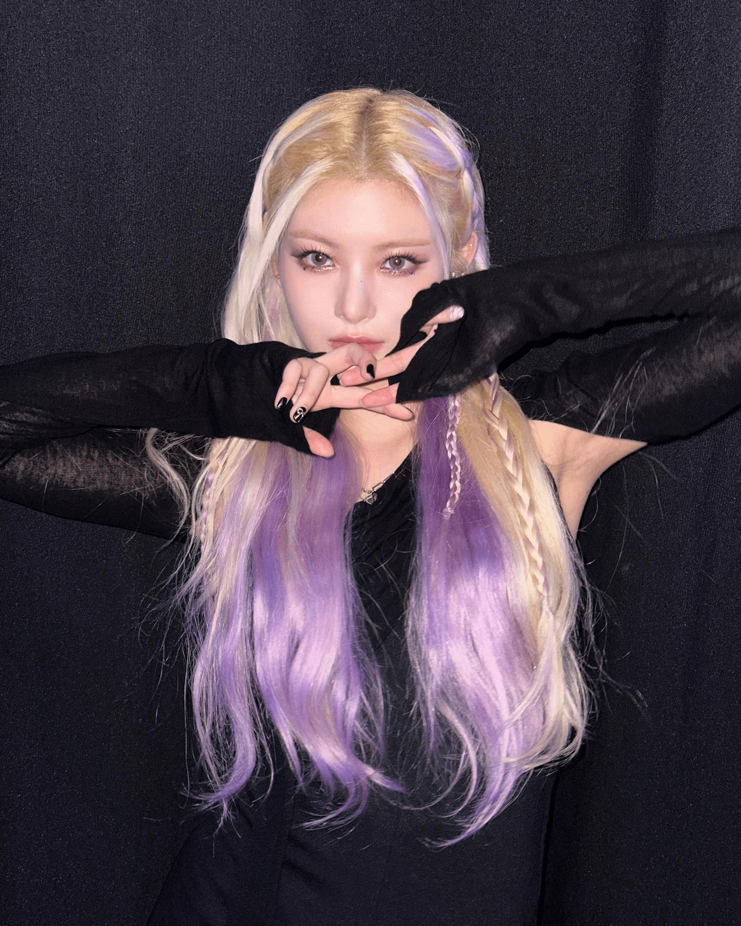 YIREN EVERGLOW – KPOP NSFW