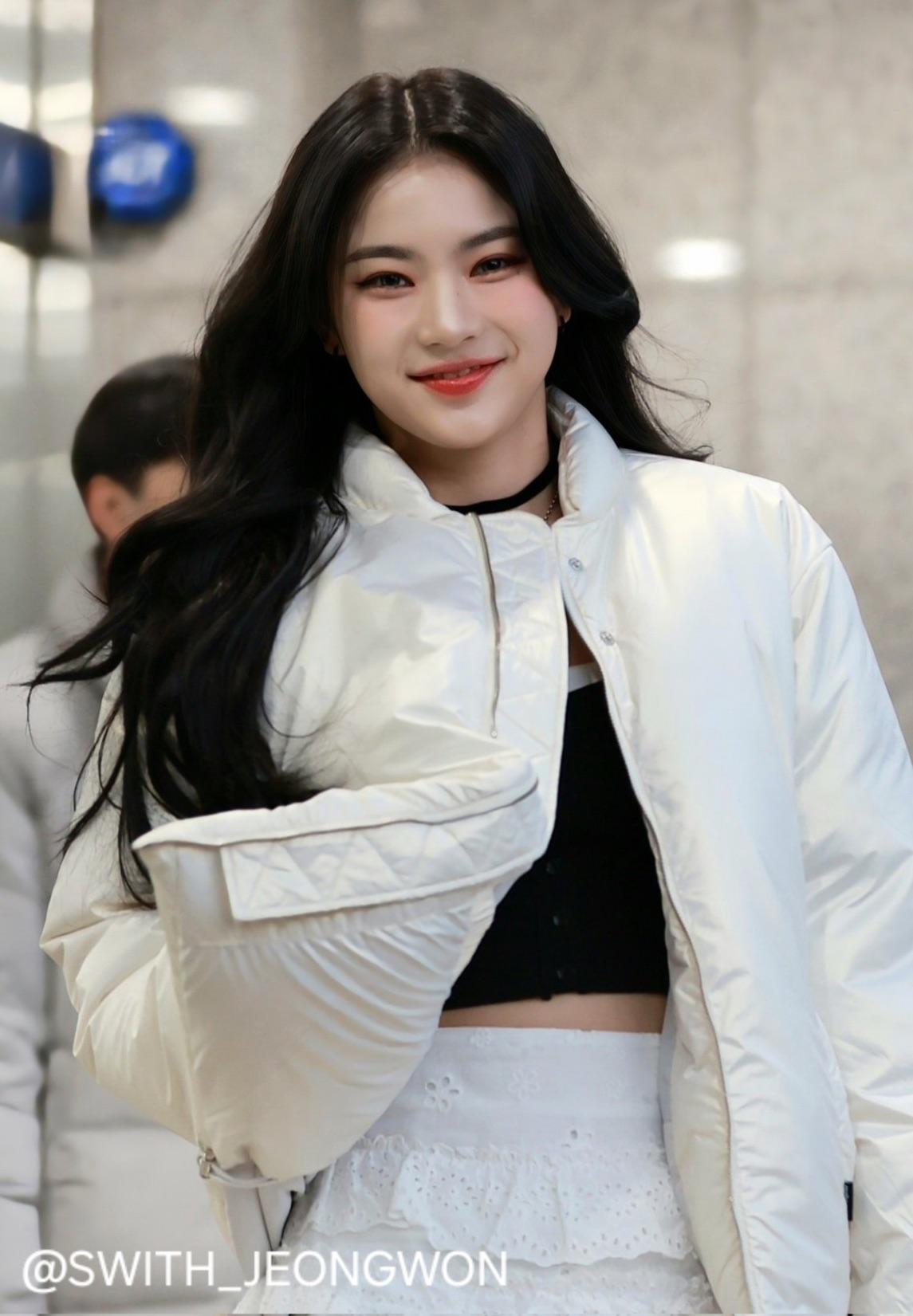 231125 Isa - KPOP NSFW