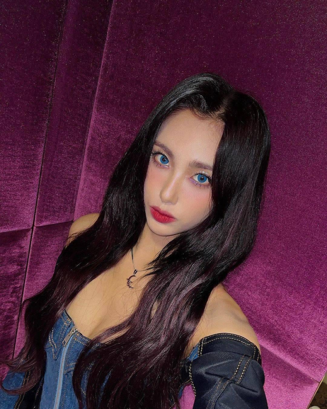 EVERGLOW - Aisha - KPOP NSFW