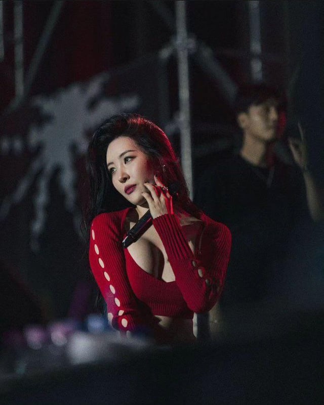 Soloist - Sunmi - KPOP NSFW