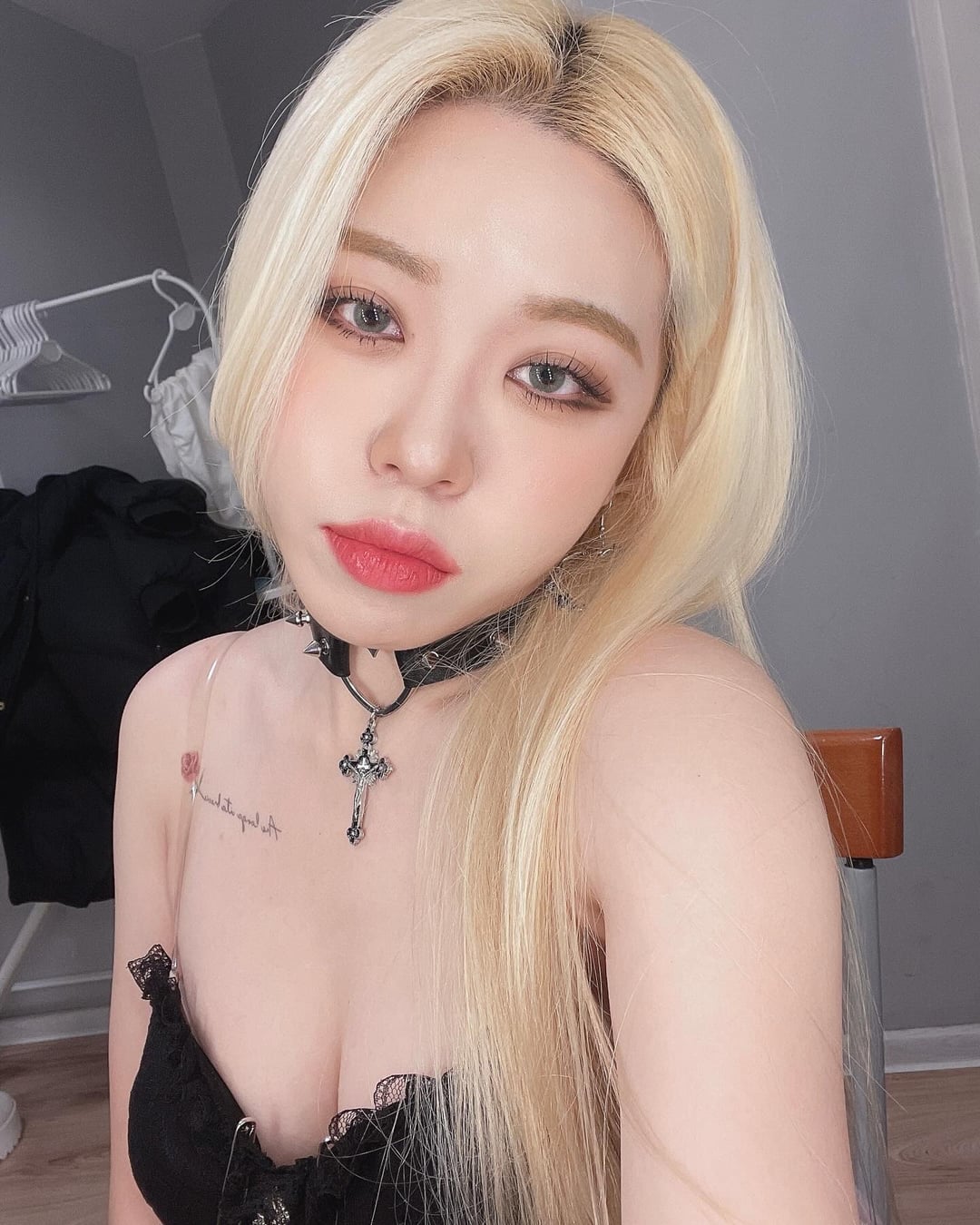 Rolling Quartz – Jayoung – KPOP NSFW