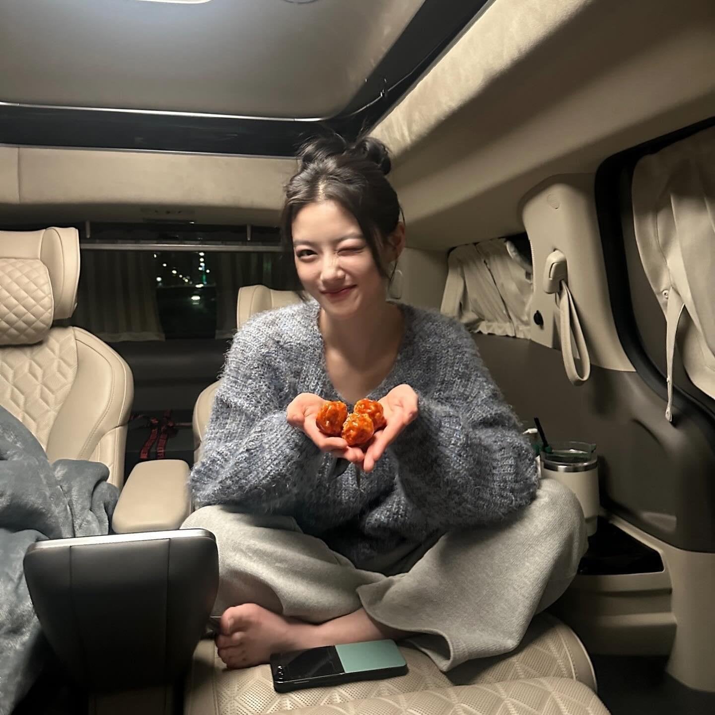 Kim Yoo Jung - KPOP NSFW