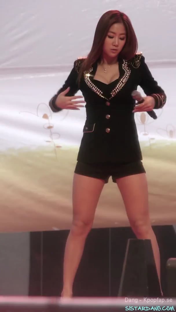 Soyou 💙 Bending over in "Alone" - 2012 - KPOP NSFW