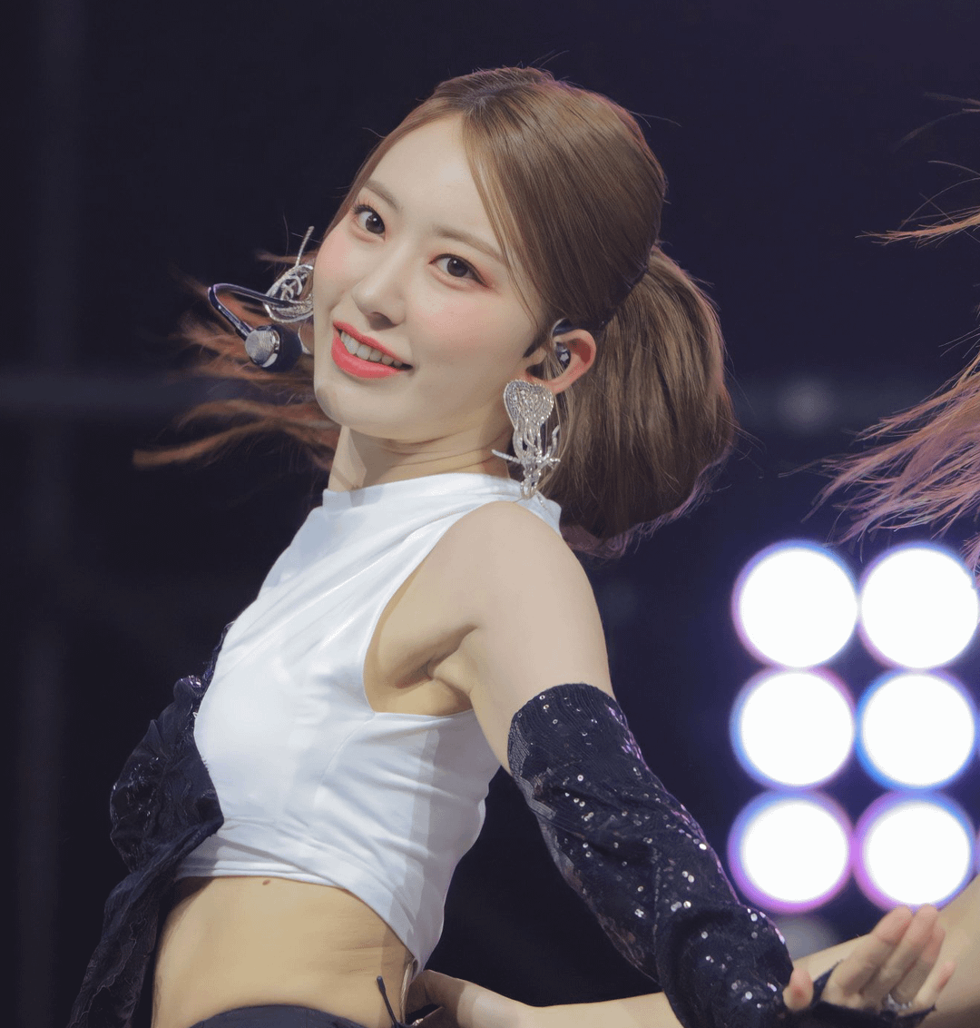 LE SSERAFIM - Sakura - KPOP NSFW