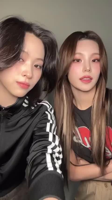 ITZY - Ryujin & Yeji - KPOP NSFW