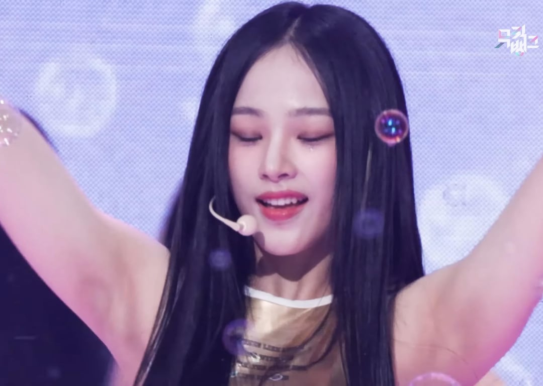 Minji's dark rough pits 😋 (Newjeans) - KPOP NSFW