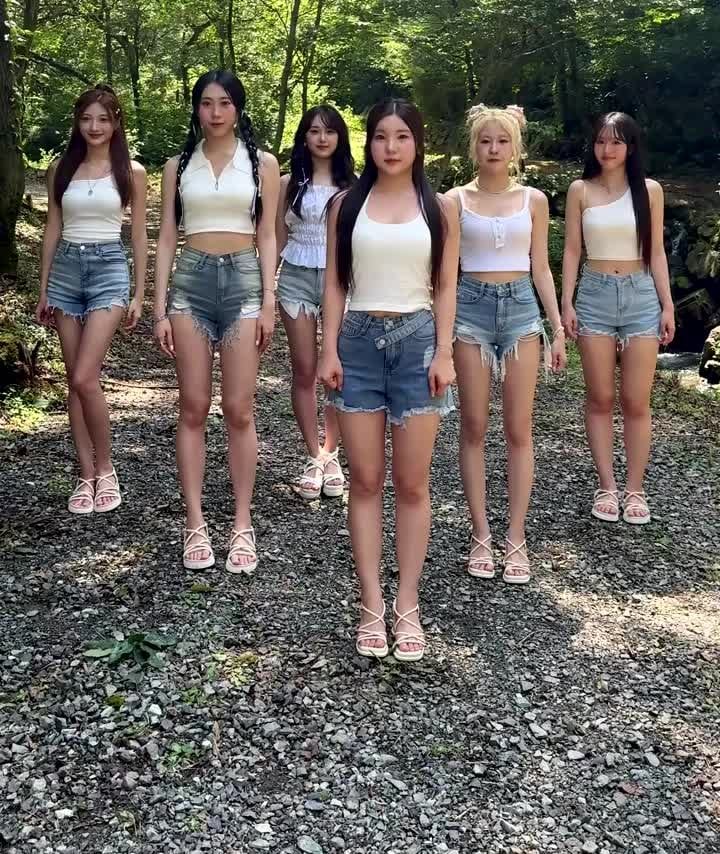 ILY:1 – Rona, Elva, Ririka, Nayu, Ara and Hana – KPOP NSFW