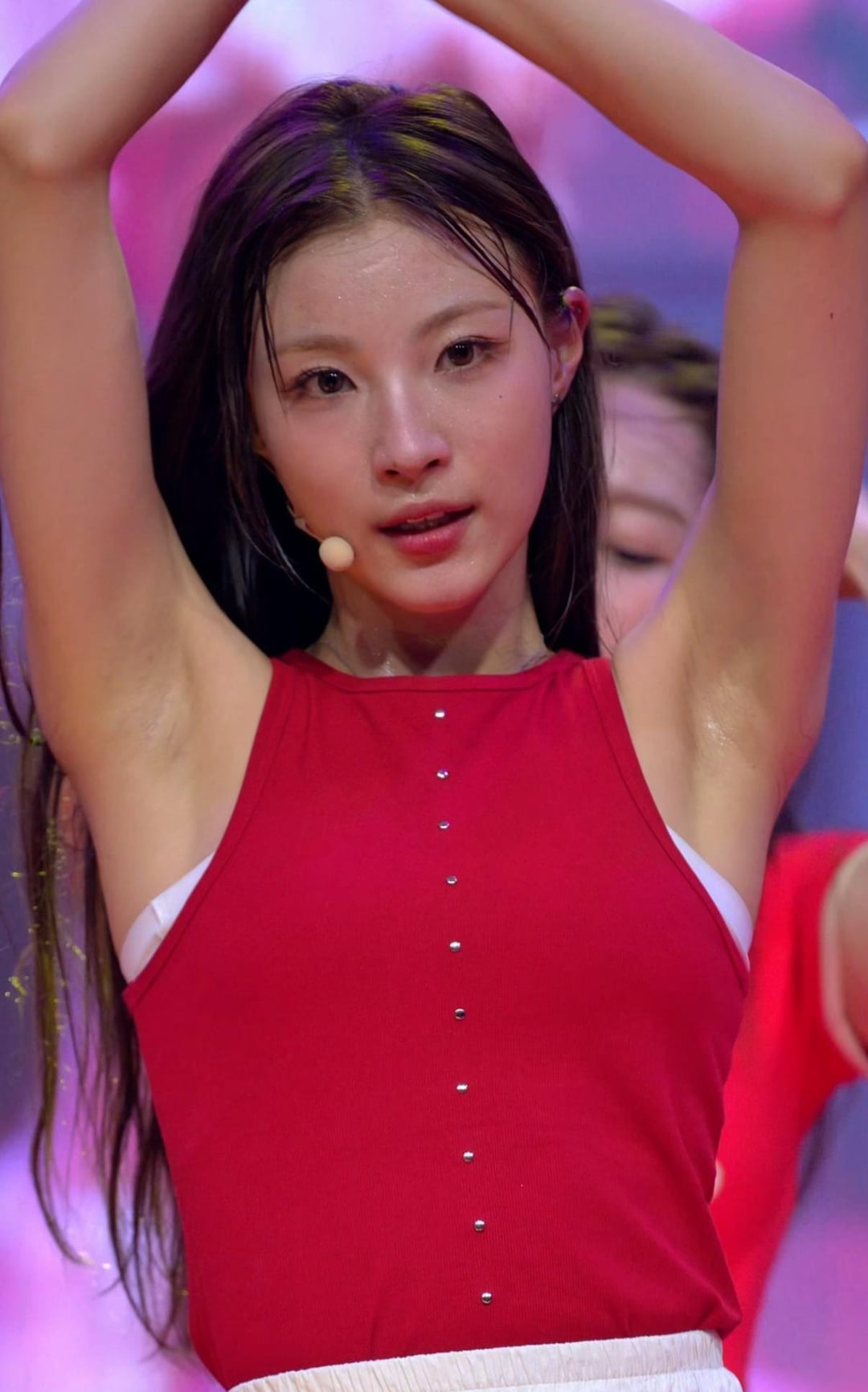 Yeju's sweaty armpits (Ichillin) - KPOP NSFW