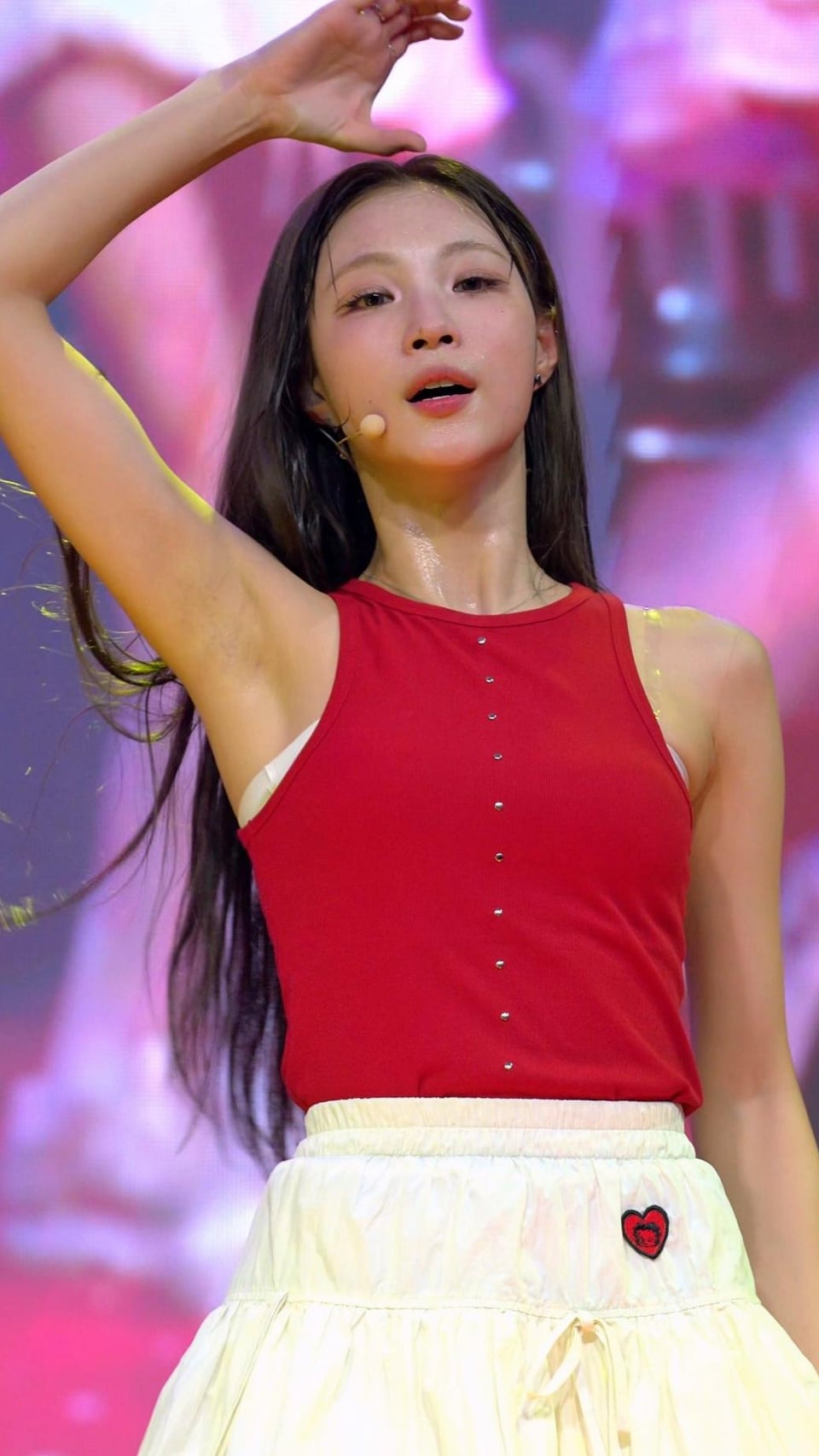 Yeju’s sweaty armpits (Ichillin) – KPOP NSFW