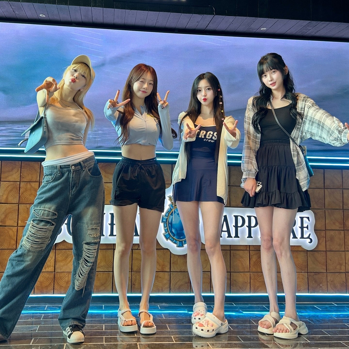 cignature - Jeewon and Go Mal Sook - KPOP NSFW