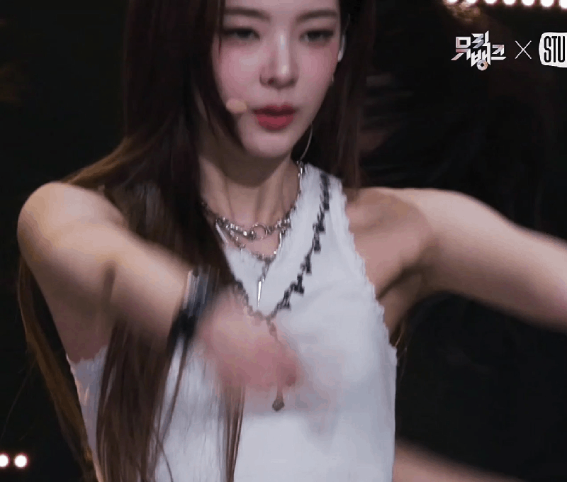 Welcome back Lia 🤍 - KPOP NSFW