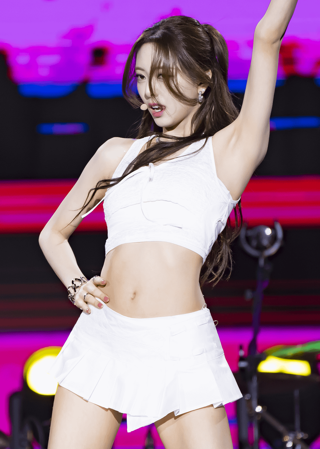 Yuna, Chaeryeong (Itzy) - KPOP NSFW