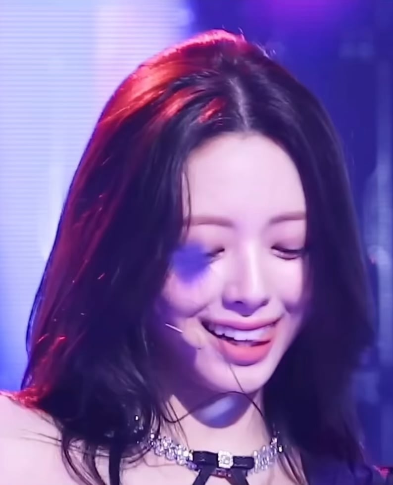 Itzy - Yuna - KPOP NSFW