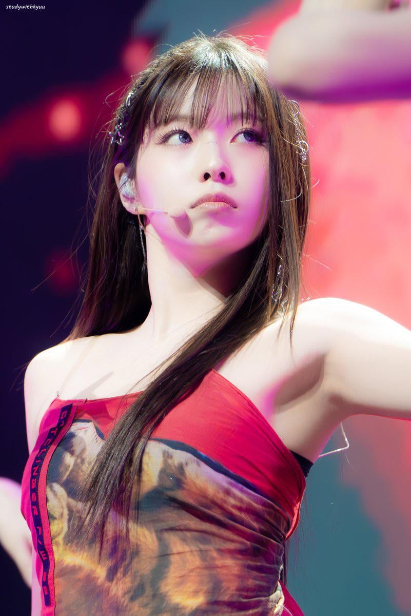 Kyujin - NMIXX - KPOP NSFW