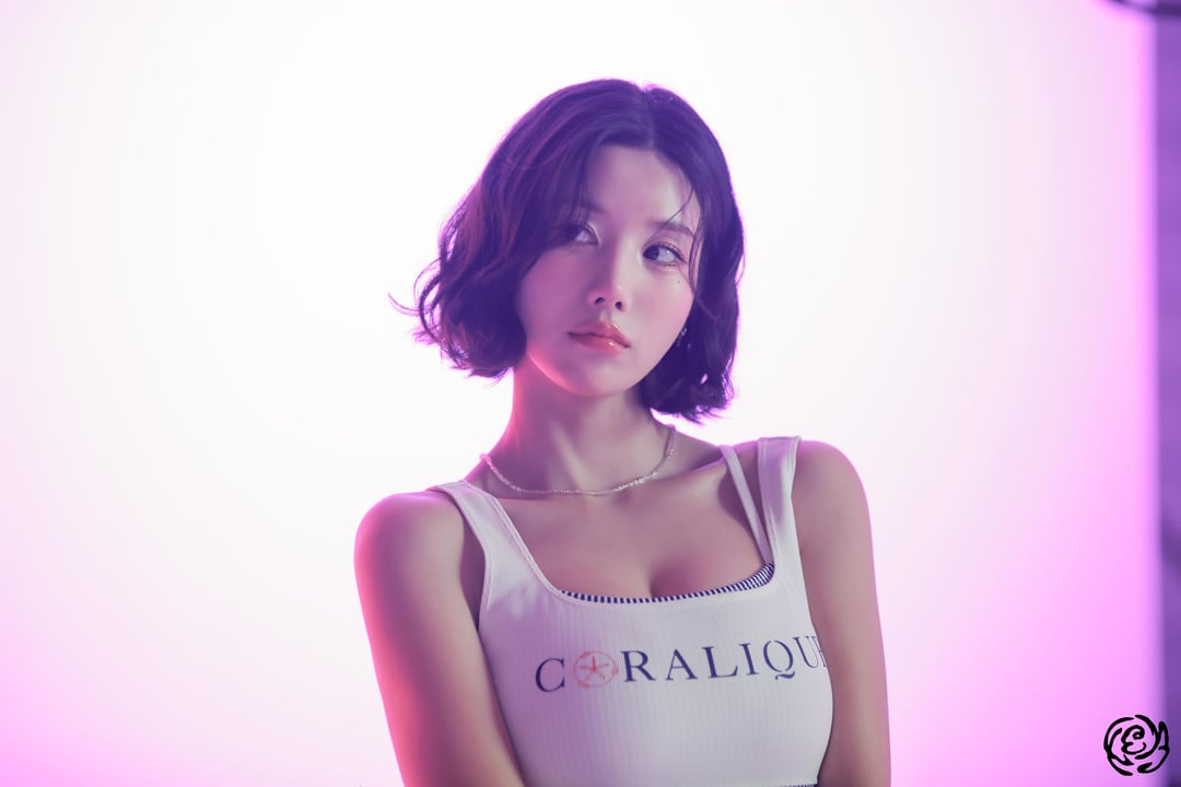 250429 Eunbi - CORALIQUE (25 Summer Collection 'Glow & Flow' Catalogue Photoshoot Behind - Part ...