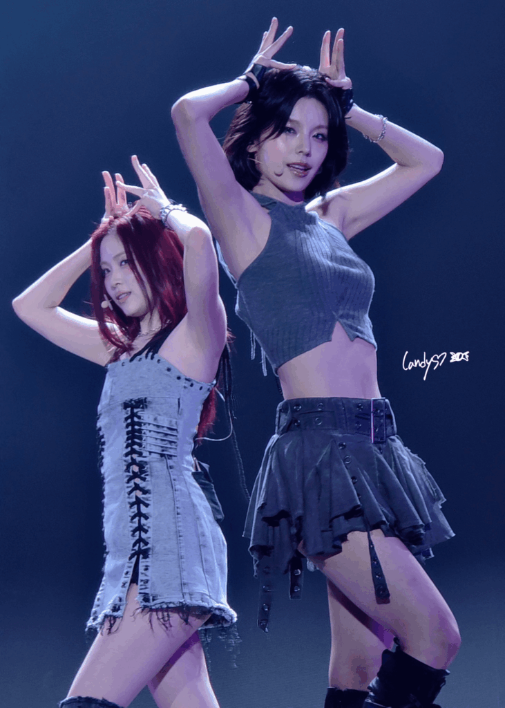 Ryujin and Yeji (ITZY) - KPOP NSFW