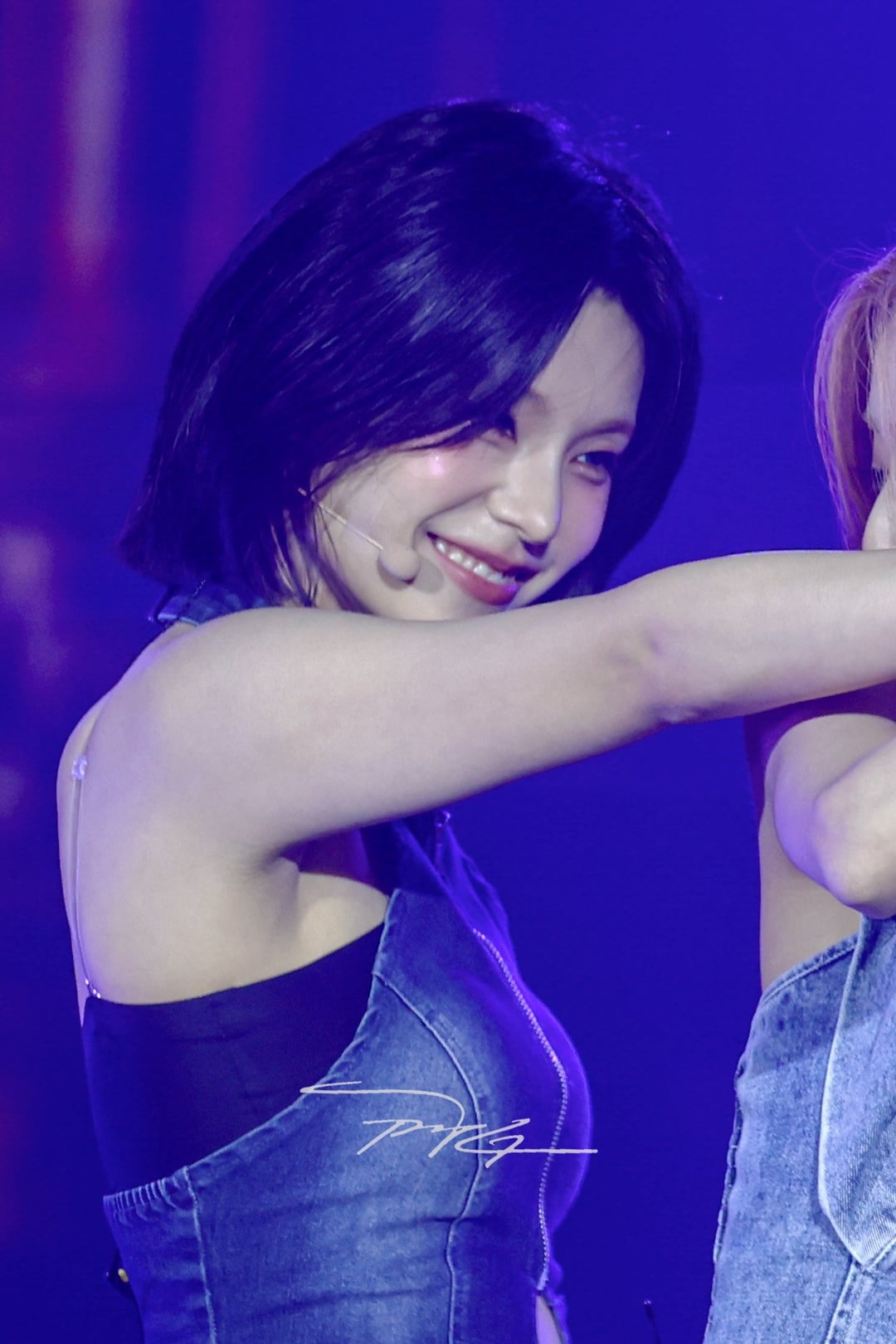 Yeji's armpit folds (ITZY) - KPOP NSFW