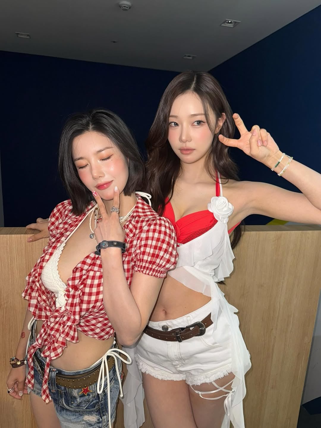 Kwon Eunbi (ft. Lee Sian) - KPOP NSFW