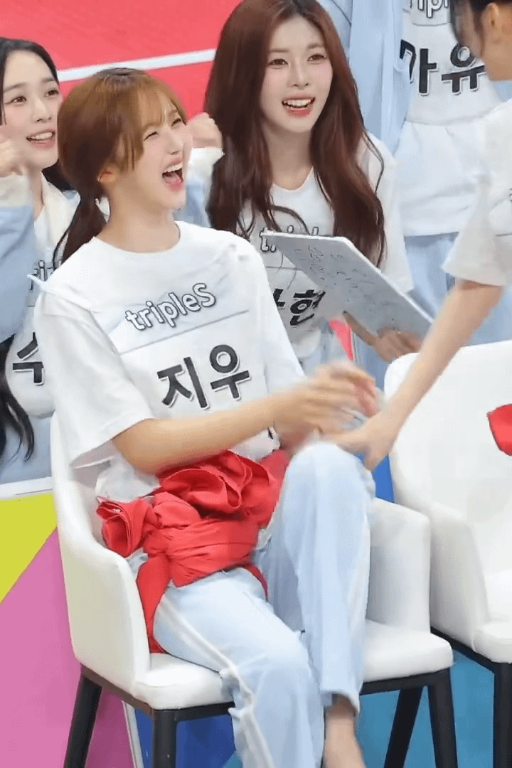 tripleS - Jiwoo - KPOP NSFW