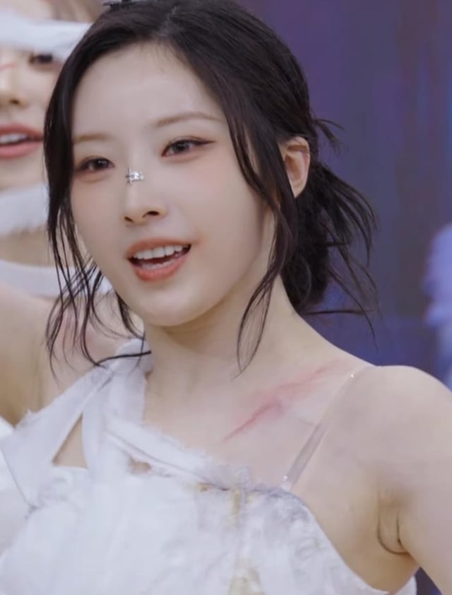 Haseul's armpit folds & texture (ARTMS) - KPOP NSFW