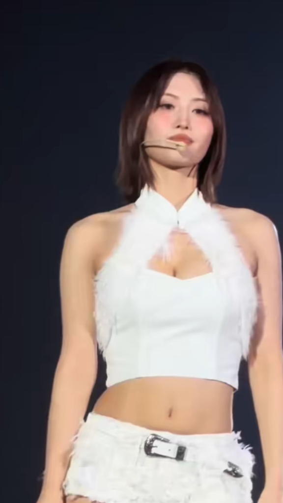 PICK YOUR MOMO - KPOP NSFW